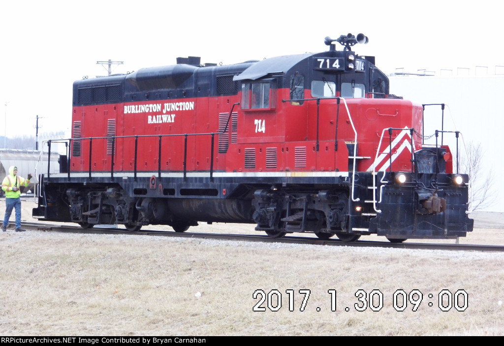 714 (GP7u)